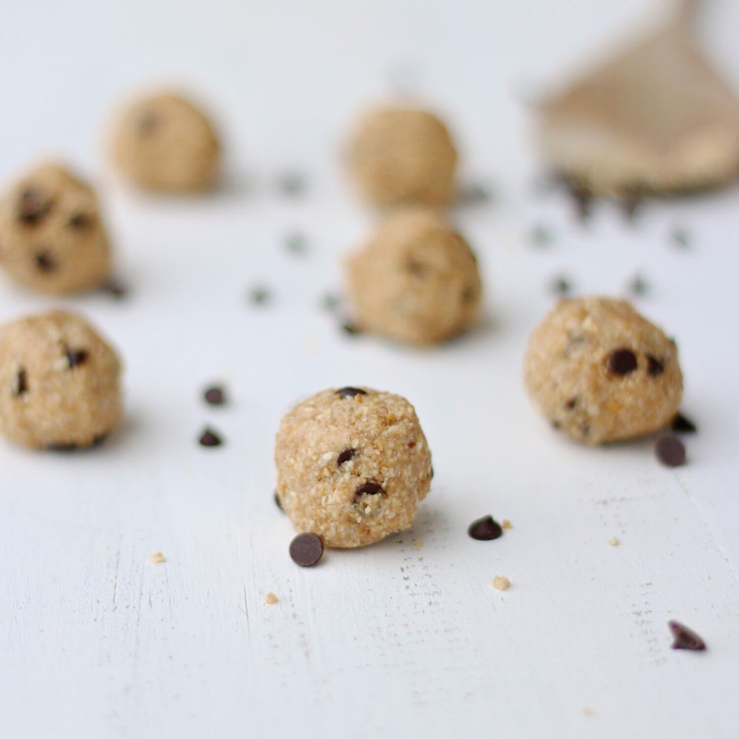 Easy & Healthy Cookie Dough Bites | Super Sister Fitness